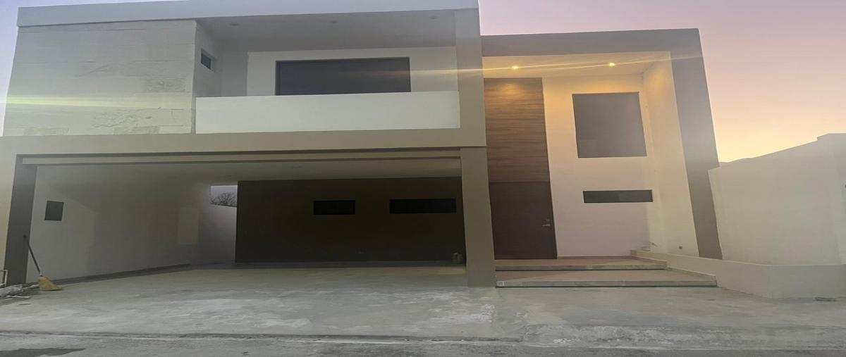 Casa en Amorada Privada Residencial, S..., Amorad... - Propiedades.com