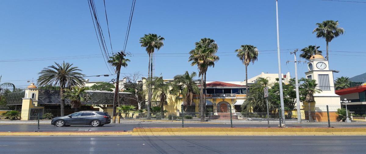 Local en Av. Eugenio Garza Sada, Eugenio Garza Sa... - Propiedades.com