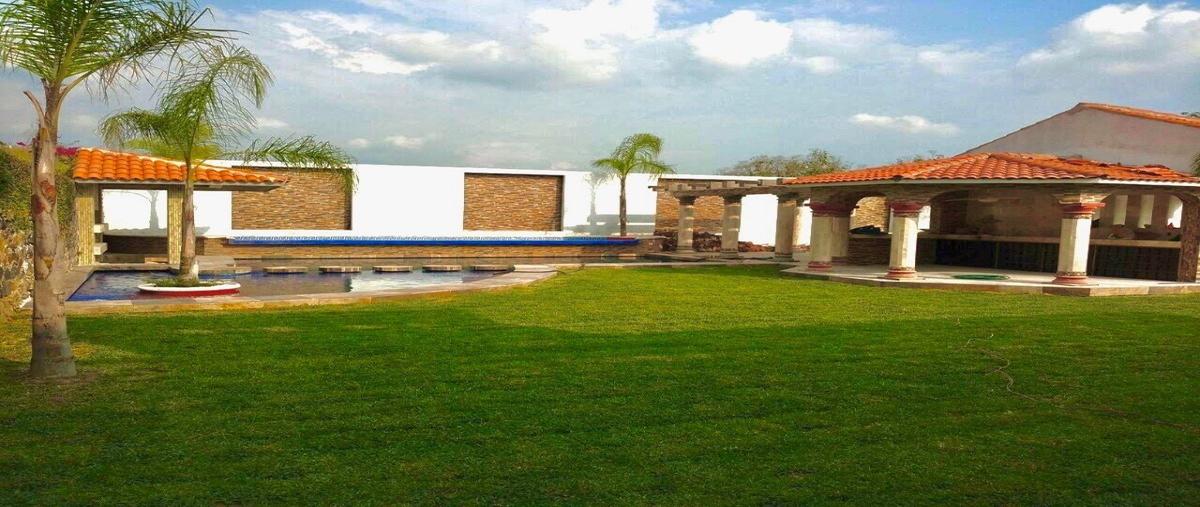 Casa en Hacienda de Cocoyoc, Lomas de Cocoyoc, Mo... - Propiedades.com