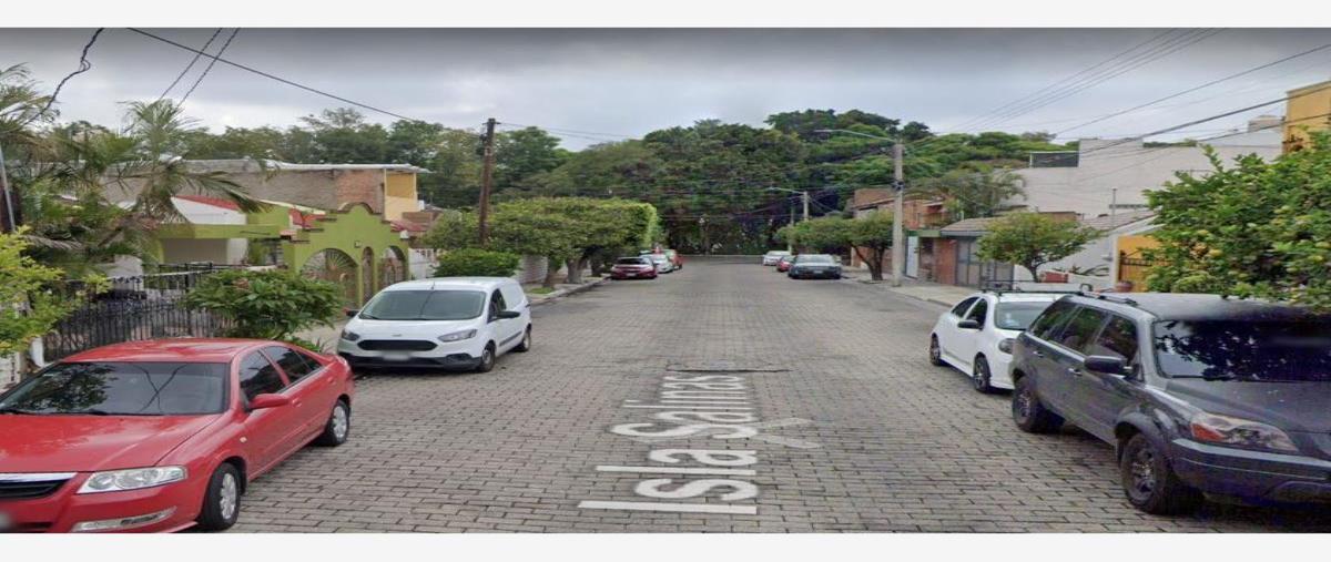 Casa en Isla Salinas 0000, Jardines Del Sur, Jali... - Propiedades.com