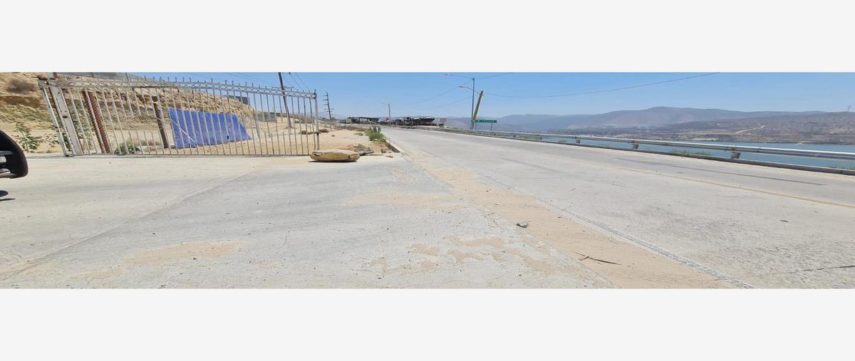 Terreno Industrial en Lomas de la Presa 2020, Lom... - Propiedades.com