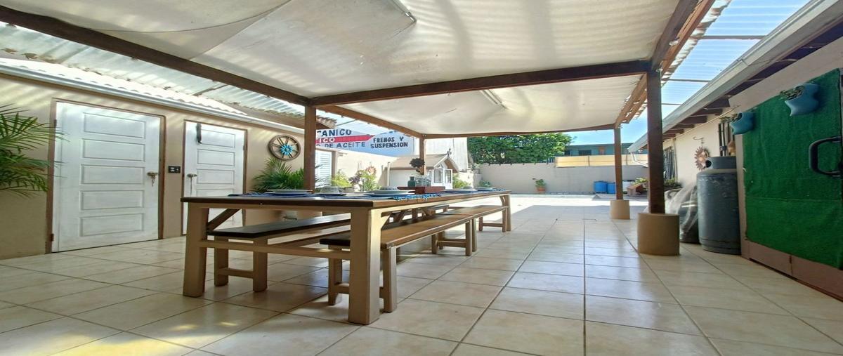 Casa en Nicolas Bravo, Maneadero, Baja California... - Propiedades.com