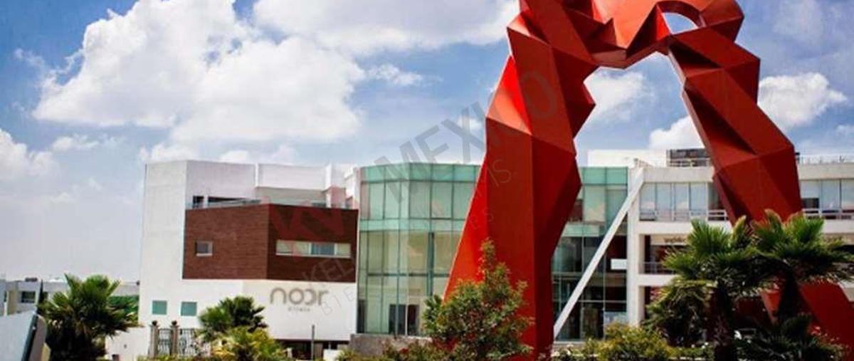 Local en Plaza Trípode, Bosque Real, México en Ve... - Propiedades.com