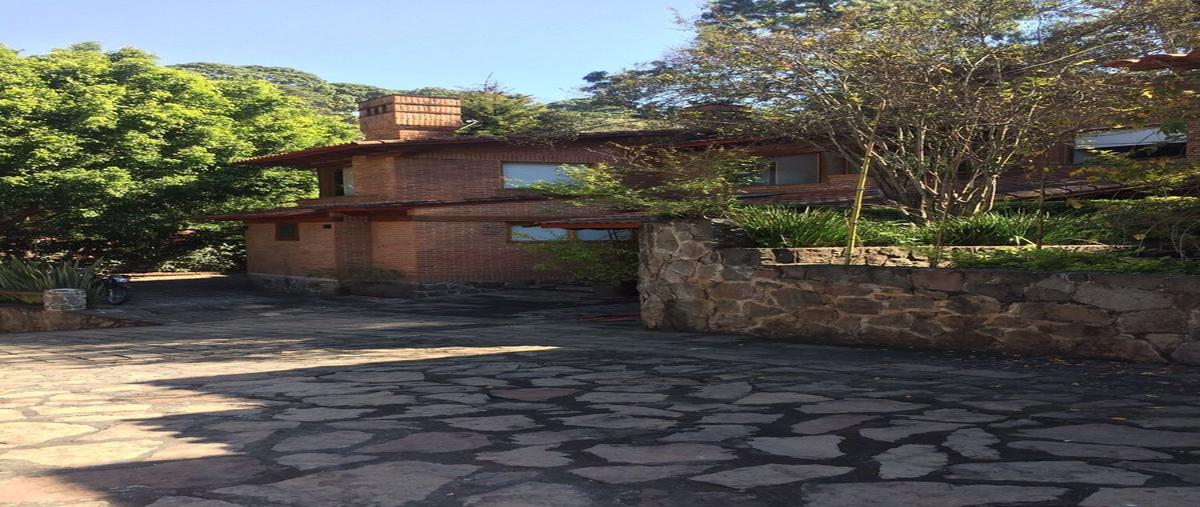 Casa en Ruta del Bosque, Avándaro, México en Vent... - Propiedades.com