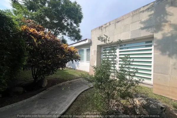 Se vende casa en 24 #26, Colonia Lomas de Cocoyoc, C.P. 62847