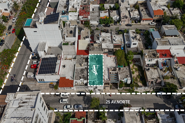 Se vende terreno en 25 Av. Norte, Colonia Zazil Ha, C.P. 77720
