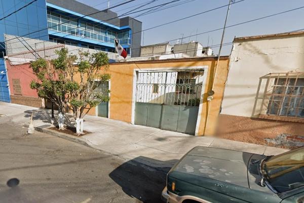 Se vende casa en Oriente 140AA #00, Colonia Moctezuma 2a Sección