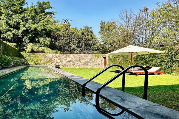 Se vende casa en 6, Colonia Seattle, C.P. 45150