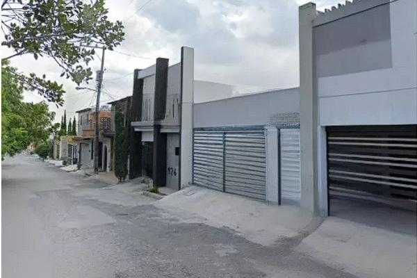 Venta casa en Lomas El Calamaco #430, Colonia Lomas de Calamaco, C.P. 87018