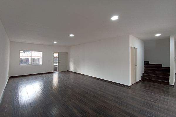 Casa en venta disponible en Boulevard Santa Catarina Manzana 1, Real ...