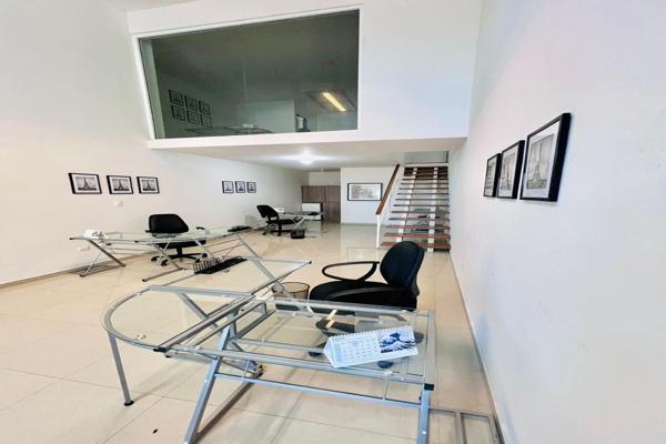 Renta De Oficina En Diego De Montemayor S N Colonia La Finca C P 64000