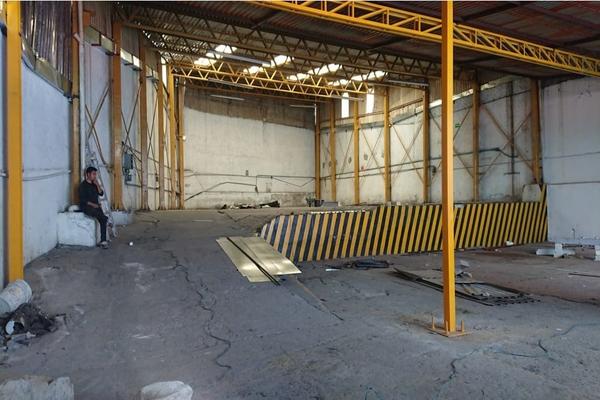 Renta de bodega en AV. MALINCHE Y AV. LAGO DE GUADALUPE COL. CERRO ...