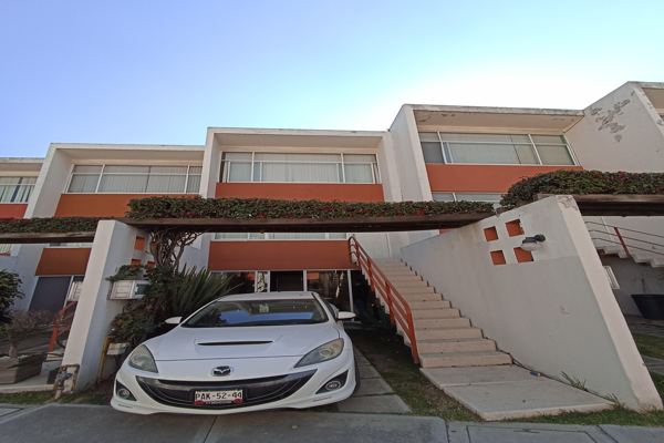 Casa disponible en venta en Privada la Palma, Colonia Villas del ...