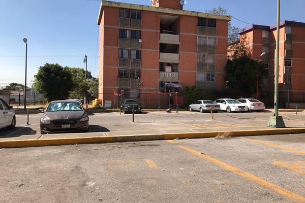 Renta de departamento Av. Alfredo del Mazo, Colonia El Tenayo, C.P. 54147