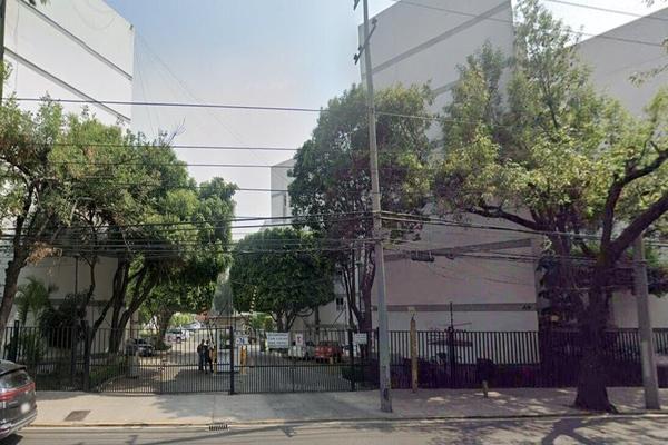 Renta departamento en Av. Copilco, Colonia Copilco, C.P. 04350