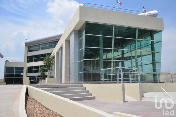 Edificio en AV JOSE MARIA CHAVEZ 2023, Prados del... - Propiedades.com