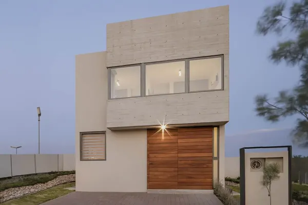 Casa en Av. Paseo de la Lila Oriente LOTE ZIZANA,... - Propiedades.com