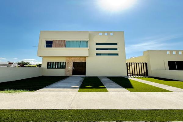 Se renta casa en Corales #110, Colonia Azul Marino, C.P. 23085