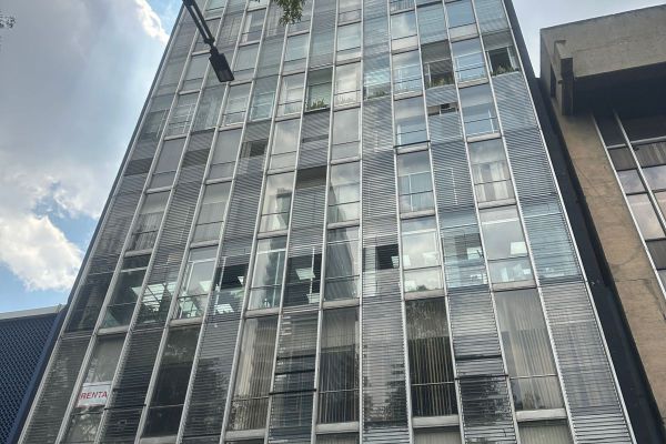 Se renta oficina en Paseo de la Reforma , Colonia Cuauhtémoc, C.P. 06500