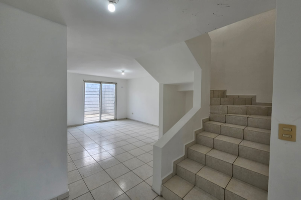 Se vende casa C. Del Montero, Colonia Las Lomas, C.P. 66024