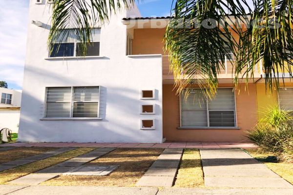 Casa en Calle Lago de Patzcuaro, Ejido Modelo, Qu... - Propiedades.com