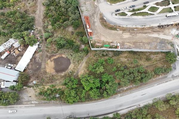 Se renta terreno Camino a Dulces Nombres, Colonia Huinalá, C.P. 66640
