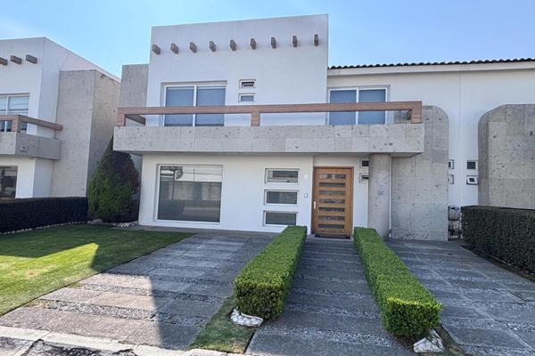 Casa en renta disponible en , Colonia Casa Real, C.P. 52150