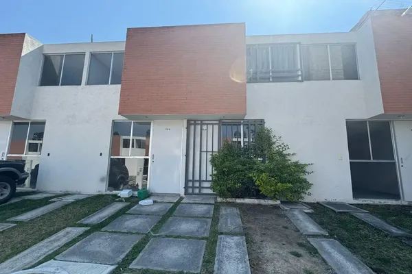 Casa en renta disponible en Cda. 19 A Santa Isabel #10, Colonia Santa ...