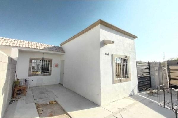 Venta de casa en Cda del puma #164, Colonia Rincón del Bosque, C.P. 27277
