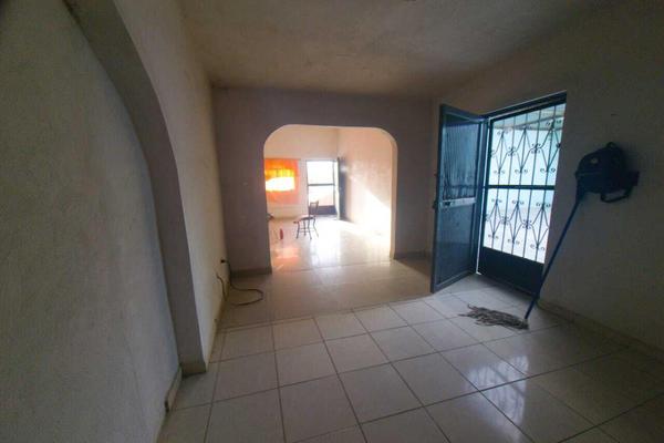 Renta de casa cerrada Santander #474, Colonia El Centenario, C.P. 35016