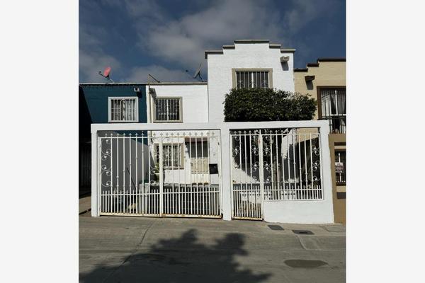 Se vende casa en Circuito Jardin Botanico #777, Colonia Paseos del ...