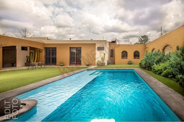 Venta casa en Circuito Karnak Valle de los Reyes #230, Colonia ...