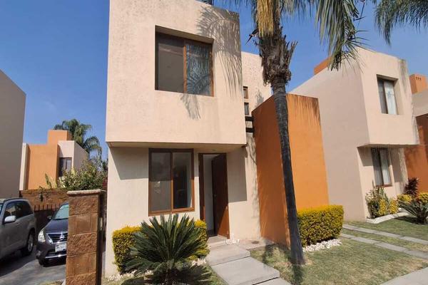 Casa disponible en renta en Circuito puerta del sol, Colonia Puerta Real, C.P. 76910