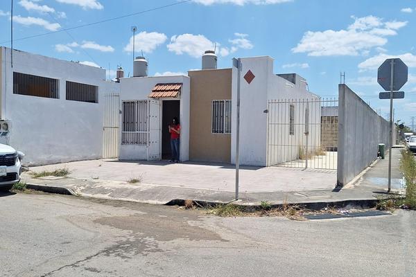 Se vende casa , Colonia Ciudad Caucel, C.P. 97314