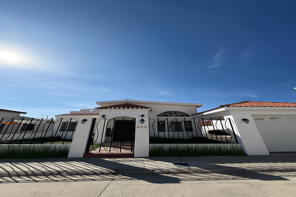 Casa disponible en renta en Colinas de Mexicali, Colonia Colinas del ...