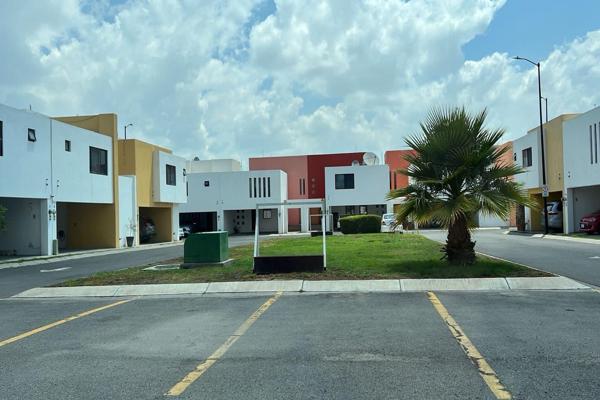 Casa en Colinas del parque 1234, Colinas del Parq... - Propiedades.com