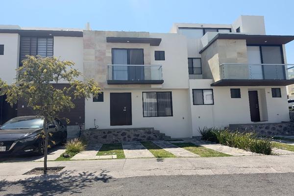 Casa disponible en renta en Condominio Thandi, Colonia Zibatá, C.P. 76269