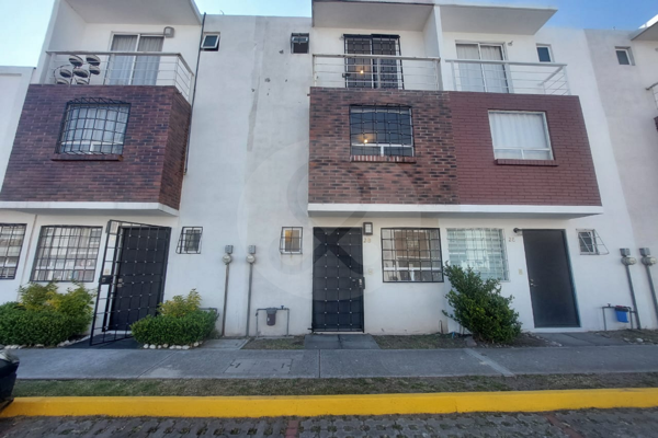 Casa en venta disponible en CUC Bosques de Lerma, Colonia La B...