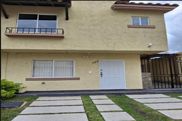 Casa en venta disponible en calle Valmaior Privada Lourdes Real Madeira ...