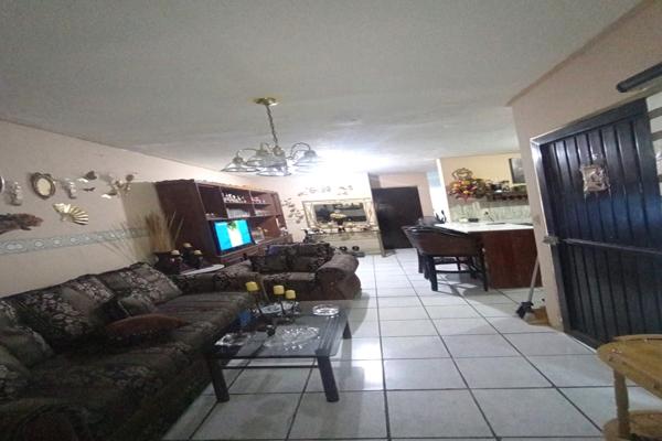 Casa en venta disponible en Balcones de Huinalá #s/n, Colonia Balcones ...