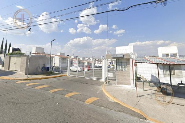 Casa en Eduardo Loarca Castillo, Querétaro en Ve... - Propiedades.com