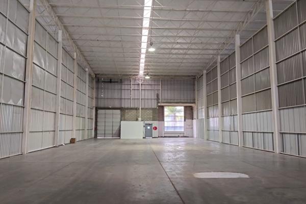 Se renta nave industrial PARQUE APOLO #398, Colonia Apolo