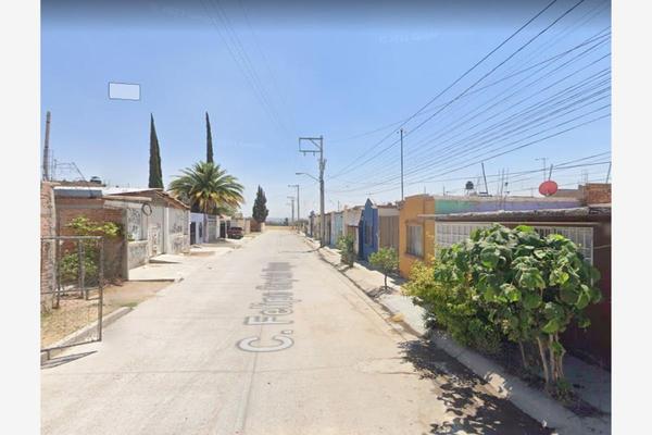 Se vende casa en FELIPE GAYTAN REYNA #212, Colonia La Estación, C.P. 20259