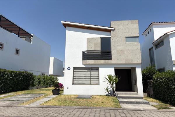 Casa en Hábitat Metepec, México en Venta en $4.8... - Propiedades.com