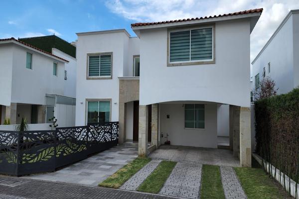 Casa en Hábitat Metepec, México en Venta en $6.9... - Propiedades.com