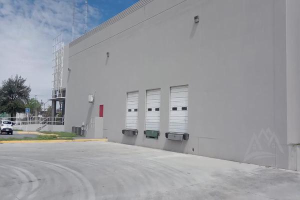 Se renta bodega , Colonia Industrial Apodaca, C.P. 66614