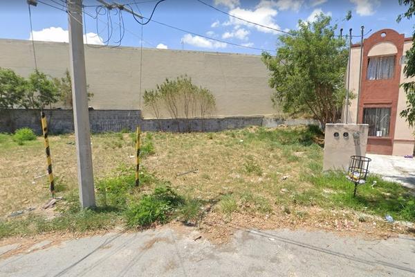 Se vende terreno en , Colonia Jardines de Huinalá, C.P. 66640