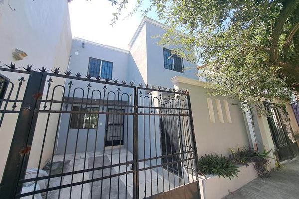 Renta casa en , Colonia Jardines de Huinalá, C.P. 66640