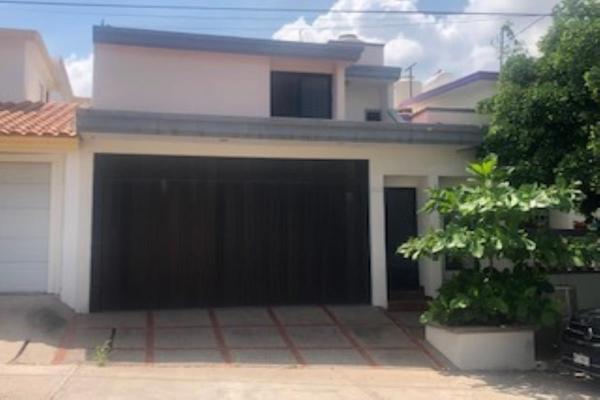 Se vende casa en Juan de Dios Batiz, Colonia Lomas de Guadalupe, C.P. 80250