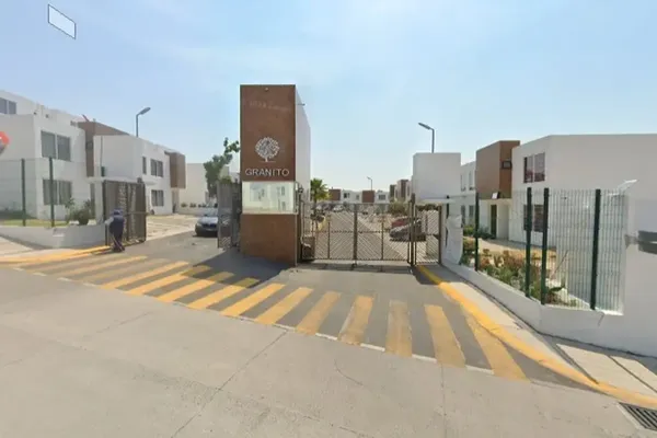 Casa en Lateral Oriente de Periférico ... 6701, B... - Propiedades.com